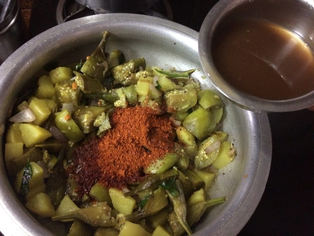 Vankai mudda koora recipe | Brinjal Potato Curry with Tamarind Juice
