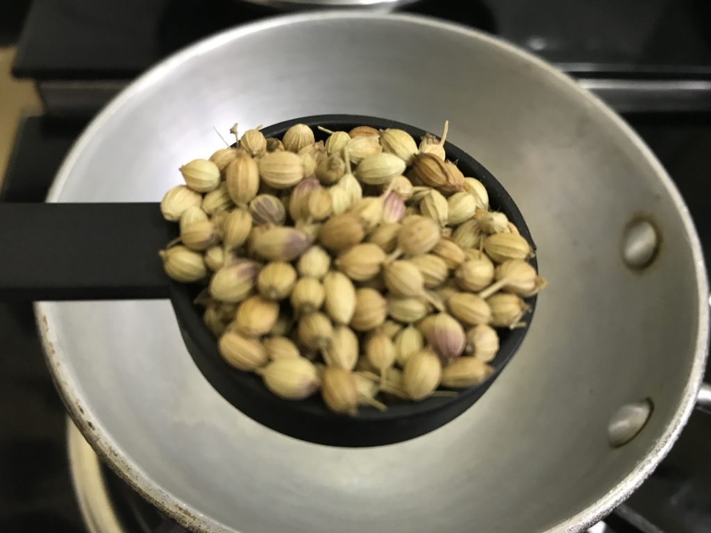 Ragda Chaat Recipe | Matar chaat | Ragda patties recipe